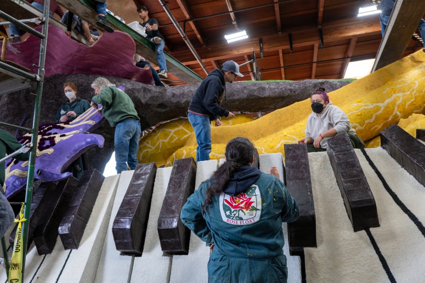 Rose Parade 2025: Want To Decorate A Float, Or Just Be A Looky-loo ...