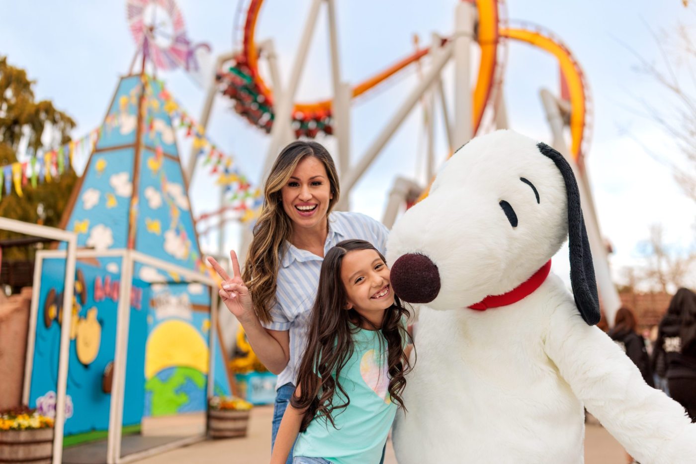 Knott’s Berry Farm’s Peanuts Festival Celebrates 75 Years Of Snoopy ...