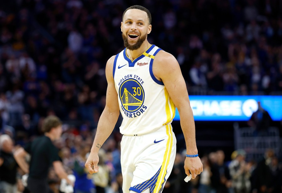 Warriors' Steph Curry Becomes Investor In Unrivaled Basketball - Car ...